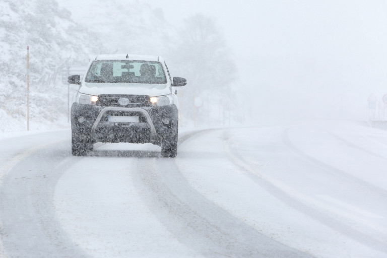 La nieve obliga a usar cadenas en 14 carreteras de Burgos, León y Palencia - La Crónica de Salamanca