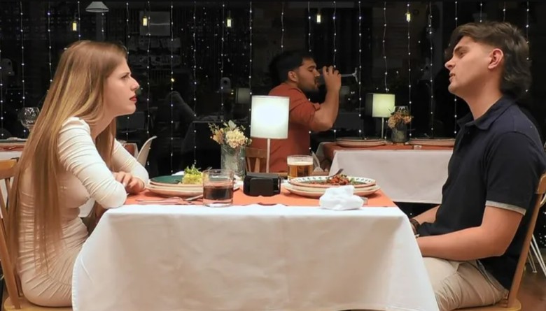 Va a ‘First Dates’ y alucina al descubrir quién es su cita